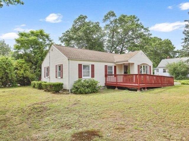 3 bedroom, Springfield MA 01119 104789900