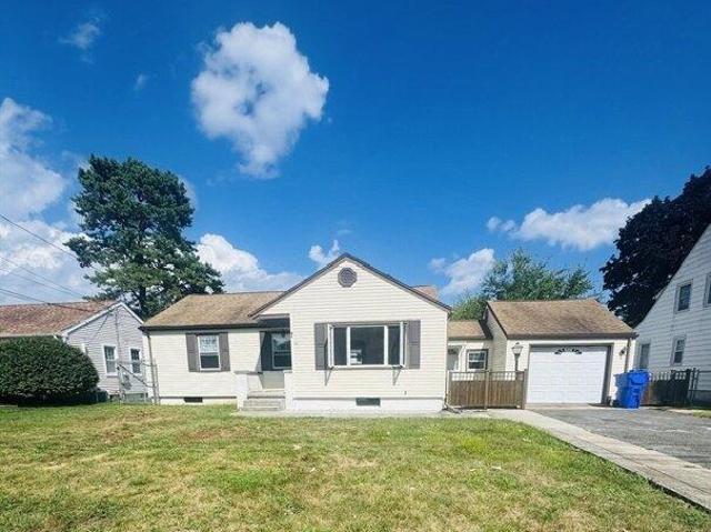 3 bedroom, Springfield MA 01119 105061513