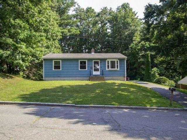 3 bedroom, Springfield MA 01128 105041212