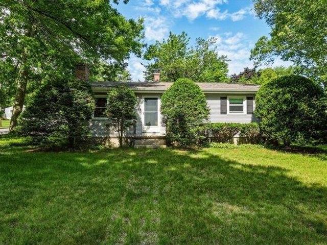 3 bedroom, Springfield MA 01128 103249667