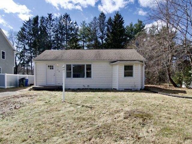 3 bedroom, Springfield MA 01129 102369792