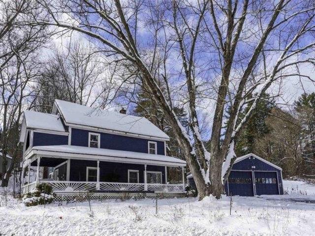 3 bedroom, Springfield VT 05156 103101691