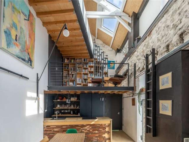 3 Bedroom Studio Flat