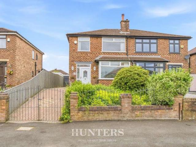 3 Bedroom Studio Flat