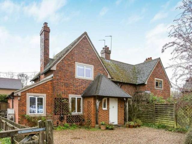 3 Bedroom Studio Flat