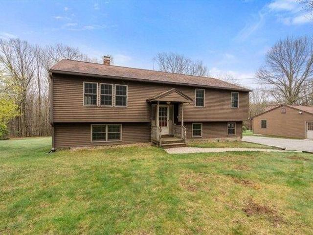 3 bedroom, Sturbridge MA 01518 102315292