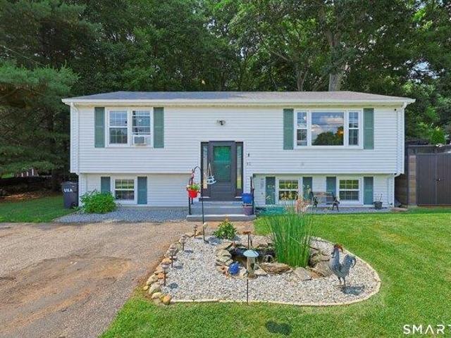 3 bedroom, Stafford CT 06076 105105151