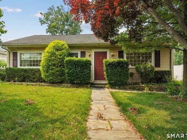 3 bedroom, Stamford CT 06902 104235505
