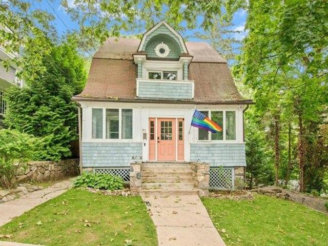 3 bedroom, Stamford CT 06902 102217121