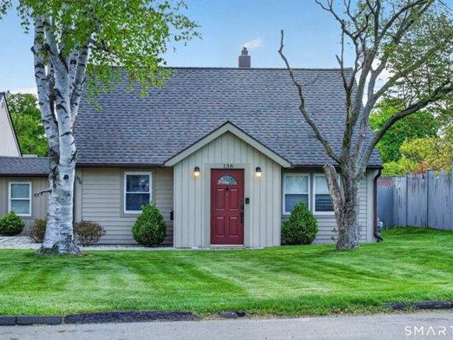 3 bedroom, Stamford CT 06902 102279614