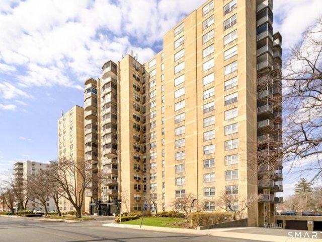 3 bedroom, Stamford CT 06902 LS102279439
