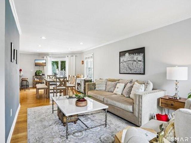 3 bedroom, Stamford CT 06905 104787958
