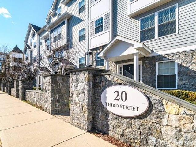 3 bedroom, Stamford CT 06905 LS102443710