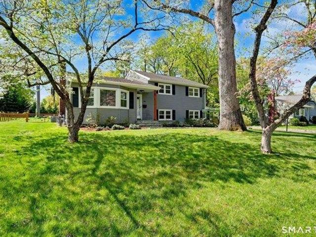 3 bedroom, Stamford CT 06905 LS102478850