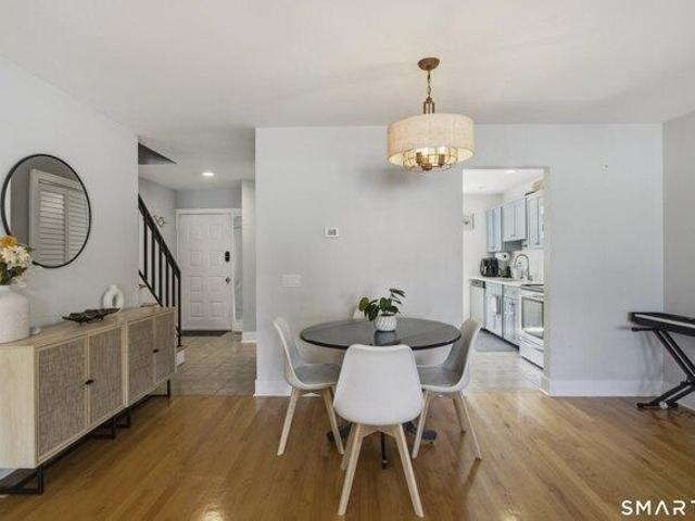 3 bedroom, Stamford CT 06906 102725628