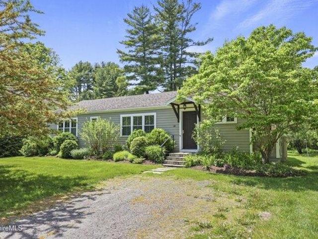 3 bedroom, Stockbridge MA 01262 LS102709137