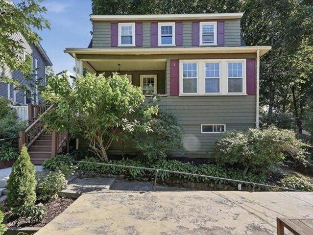 3 bedroom, Stoneham MA 02180 105079784