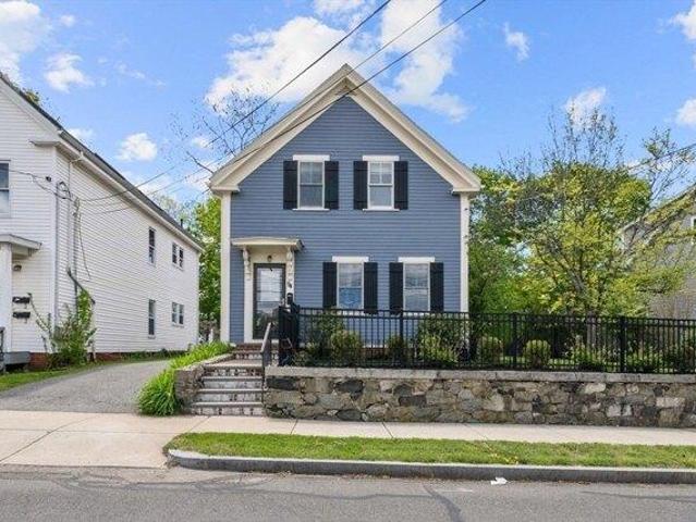 3 bedroom, Stoneham MA 02180 102344051