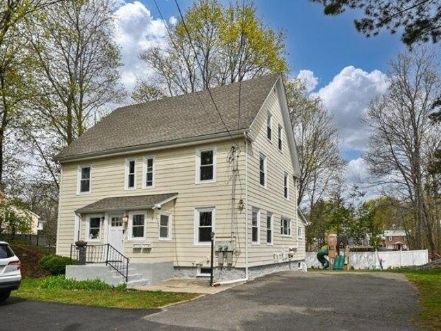 3 bedroom, Stoneham MA 02180 102346561