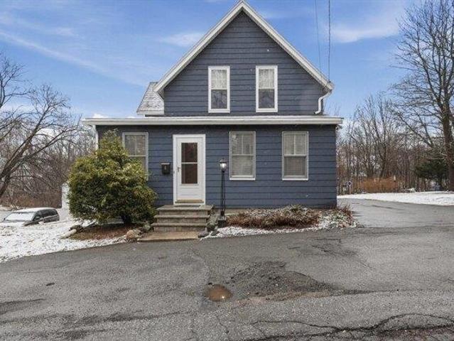 3 bedroom, Stoneham MA 02180 LS102410770