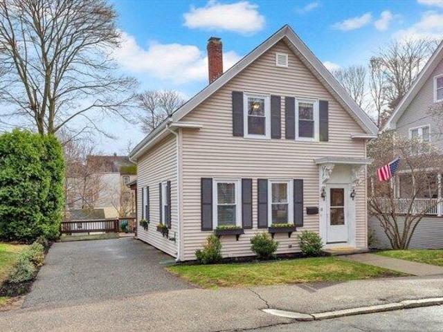 3 bedroom, Stoneham MA 02180 LS102343600