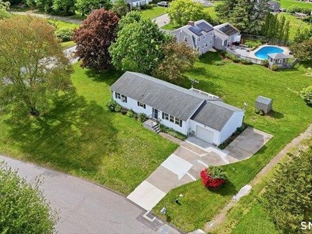 3 bedroom, Stonington CT 06379 103097931