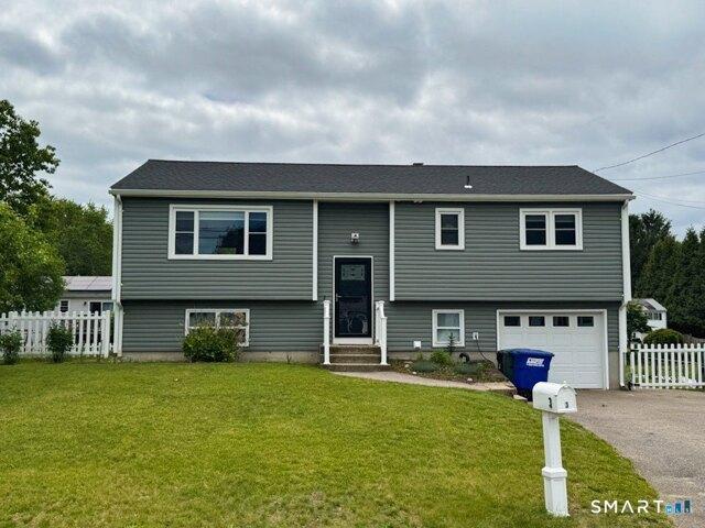 3 bedroom, Stonington CT 06379 104482178