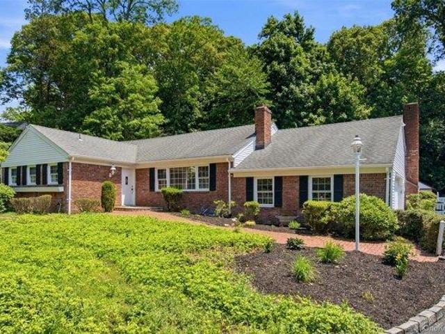 3 bedroom, Stony Brook NY 11790 104907091