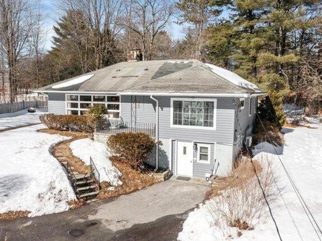 3 bedroom, Stow MA 01775 LS100404181