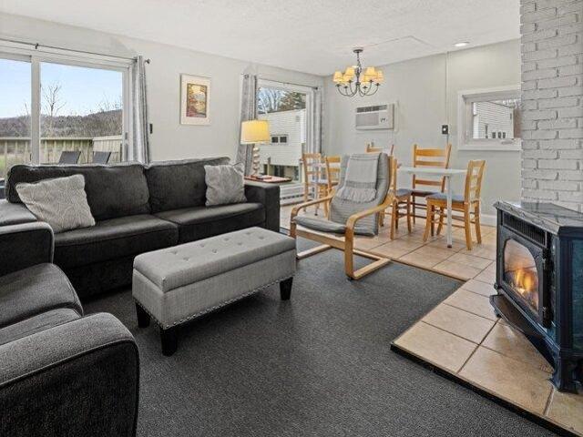 3 bedroom, Stowe VT 05672 102064420