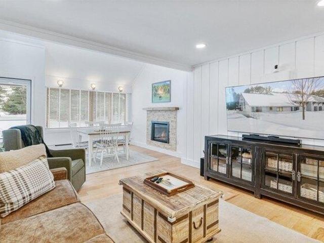 3 bedroom, Stowe VT 05672 LS102479235