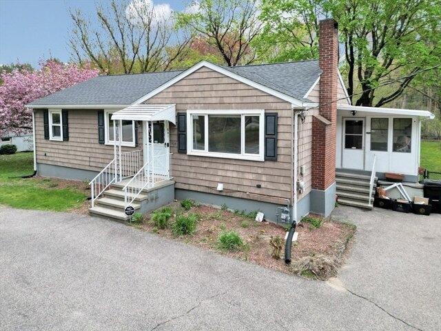 3 bedroom, Stoughton MA 02072 104607019