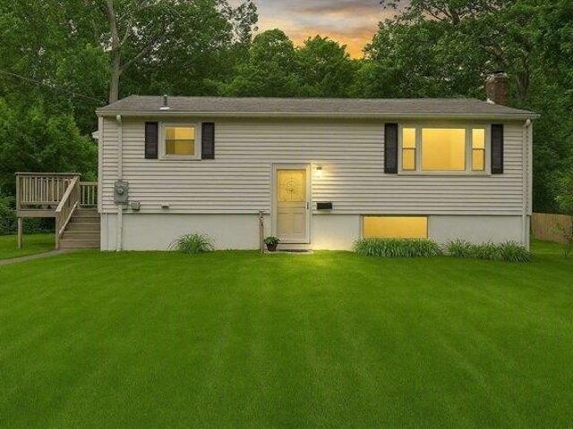 3 bedroom, Stoughton MA 02072 104608249