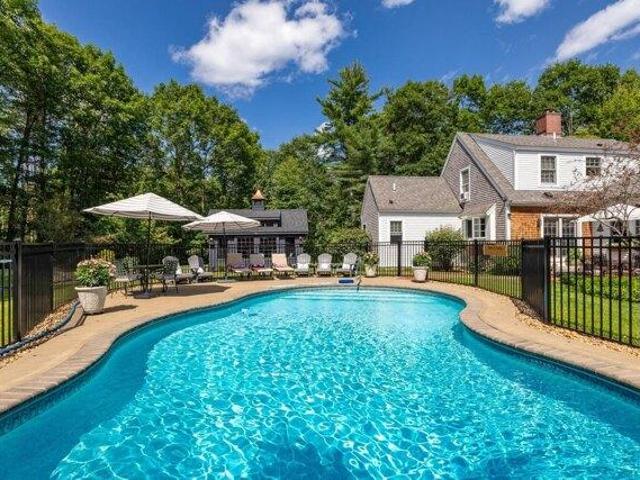 3 bedroom, Strafford NH 03884 105124214
