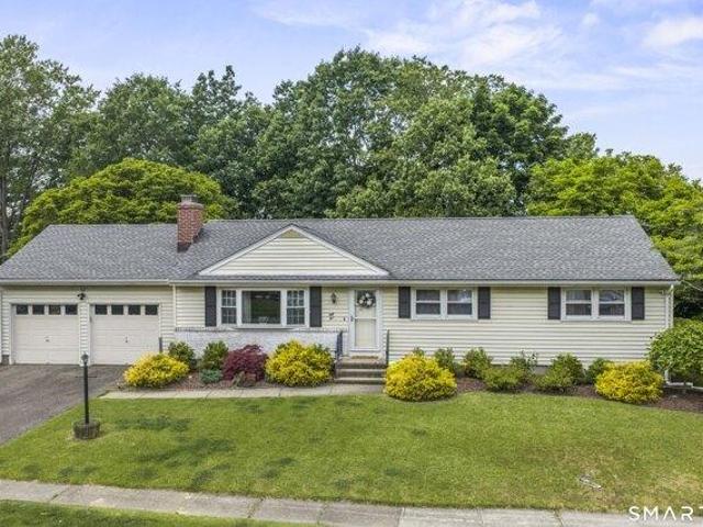3 bedroom, Stratford CT 06614 104074626