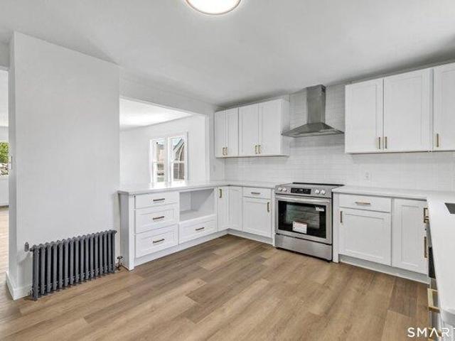 3 bedroom, Stratford CT 06615 104834555