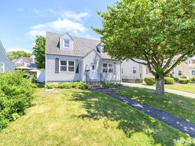 3 bedroom, Stratford CT 06615 104835100