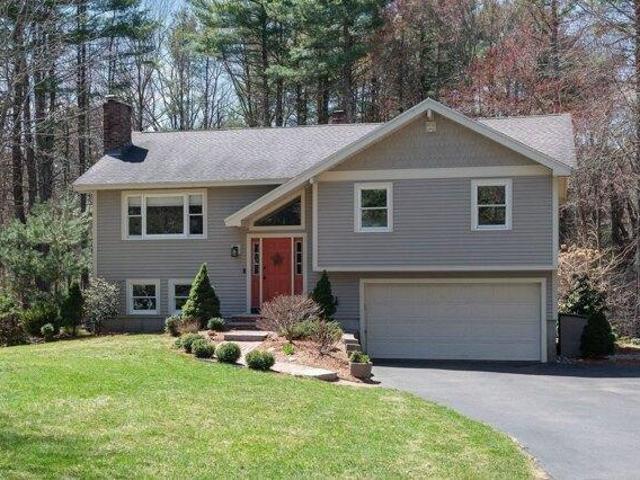 3 bedroom, Stratham NH 03885 103071845