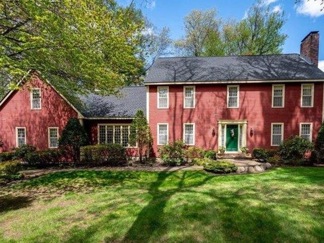 3 bedroom, Stratham NH 03885 LS103074916
