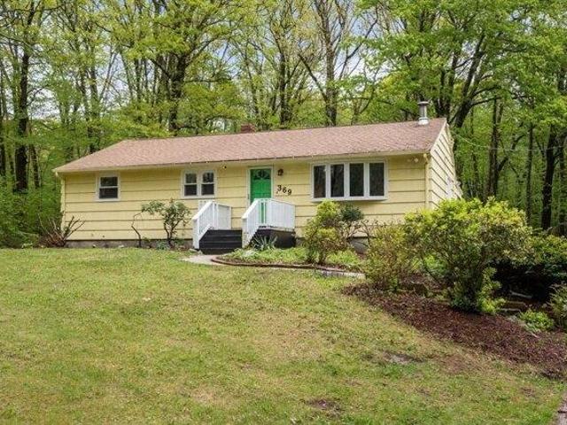 3 bedroom, Sutton MA 01590 104543018