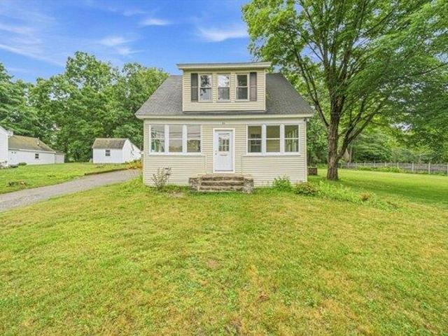 3 bedroom, Sutton MA 01590 105095320