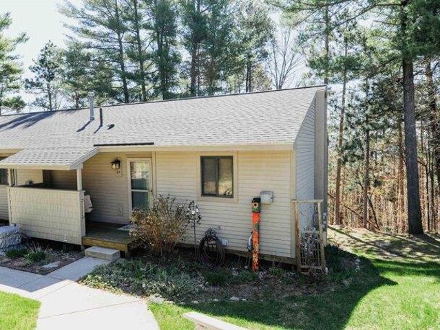 3 bedroom, Suttons Bay MI 49682 LS93526579