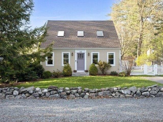 3 bedroom, Sudbury MA 01776 LS102859841
