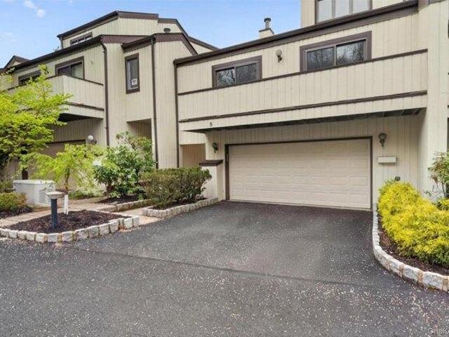 3 bedroom, Suffern NY 10901 102280042