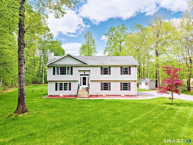 3 bedroom, Suffield CT 06078 103072081