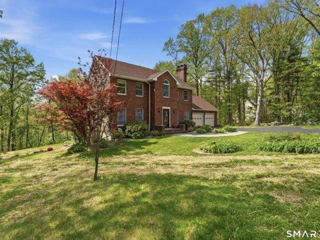 3 bedroom, Suffield CT 06093 102280005