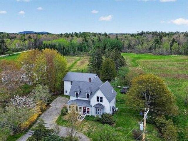 3 bedroom, Sullivan ME 04664 104042256