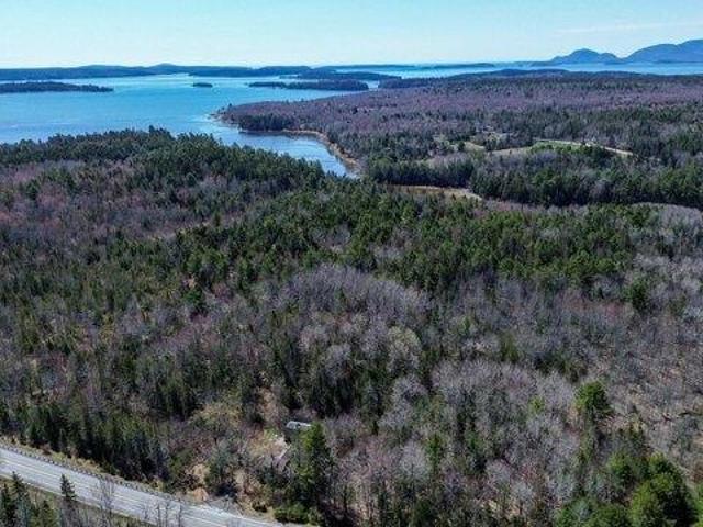 3 bedroom, Sullivan ME 04664 LS102315383