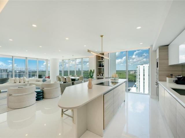 3 bedroom, Sunny Isles Beach FL FL 33160 LS102395770