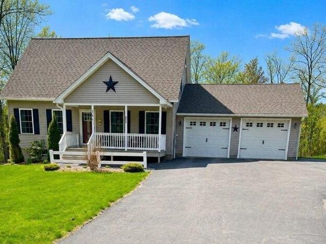 3 bedroom, Surry NH 03431 LS102217977